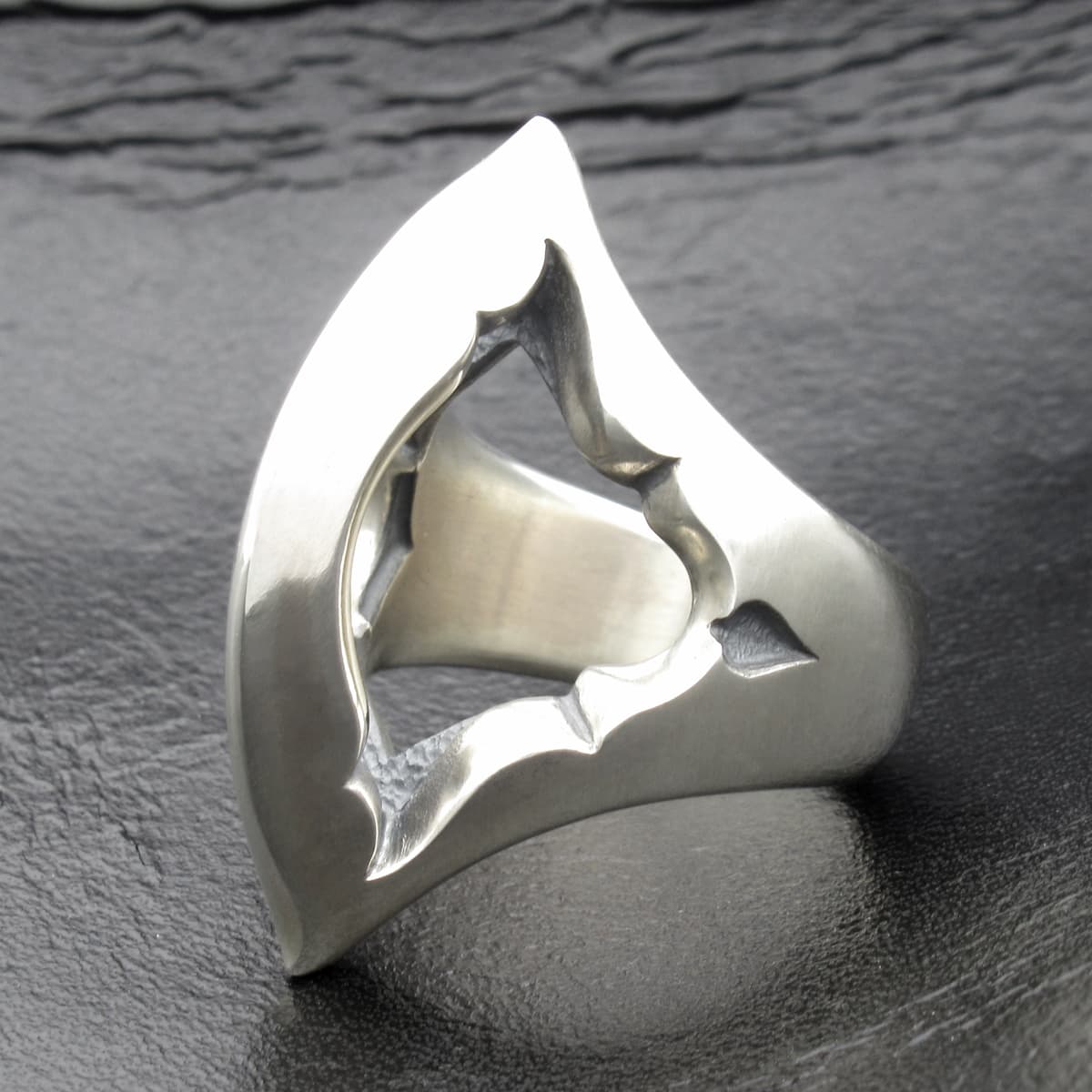 R.A.W（Rat Another World） - Anomaly Ring "KOKUH" M - EDEN ROCK STORE