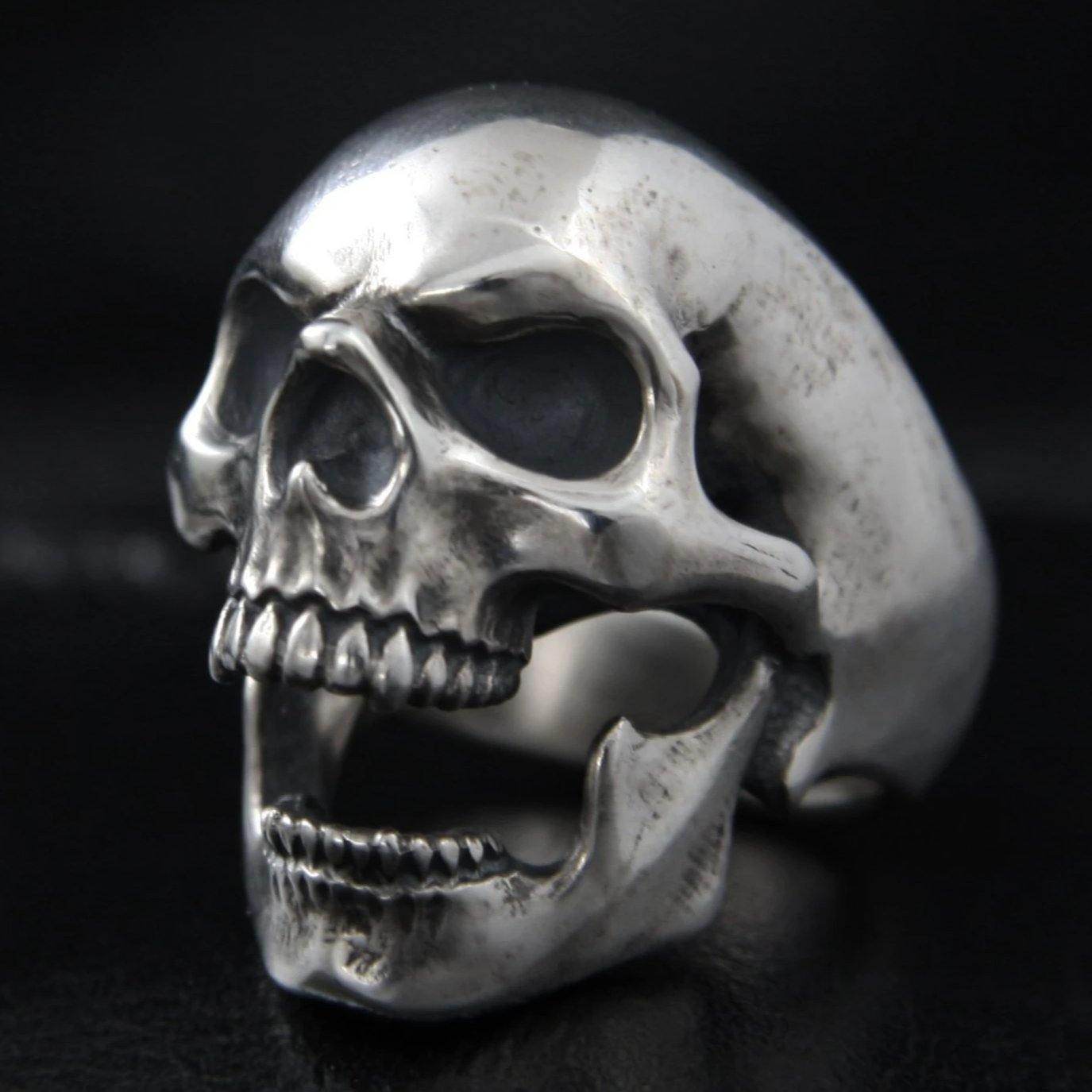 RAT RACE - Standard Skull Ring [阿] - EDEN ROCK STORE